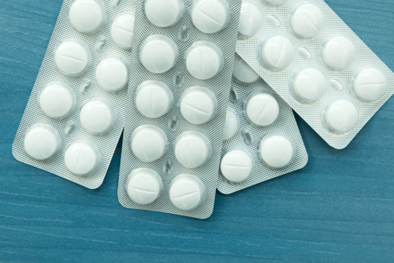 What Does Plaquenil Do – Patient Guide and Safety Tips