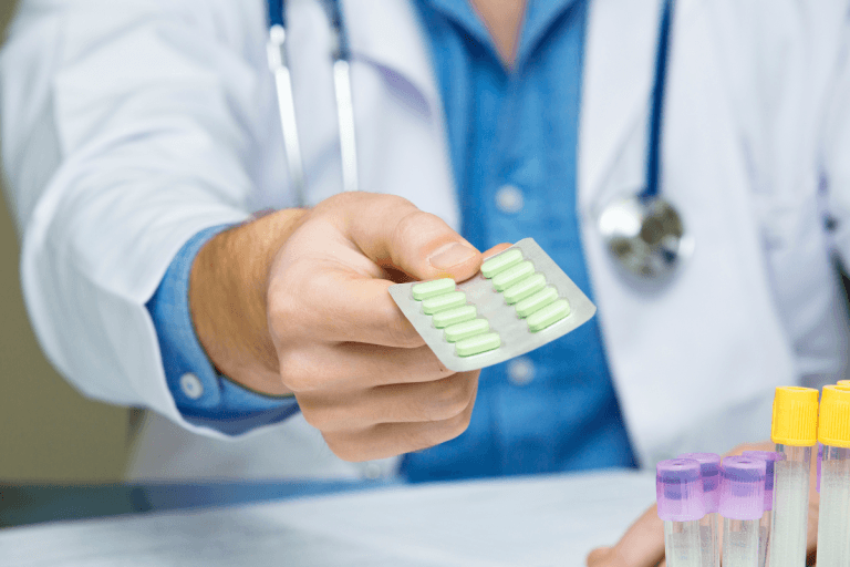 Apixaban Uses Guide: Clear Tips for Blood Clot Prevention